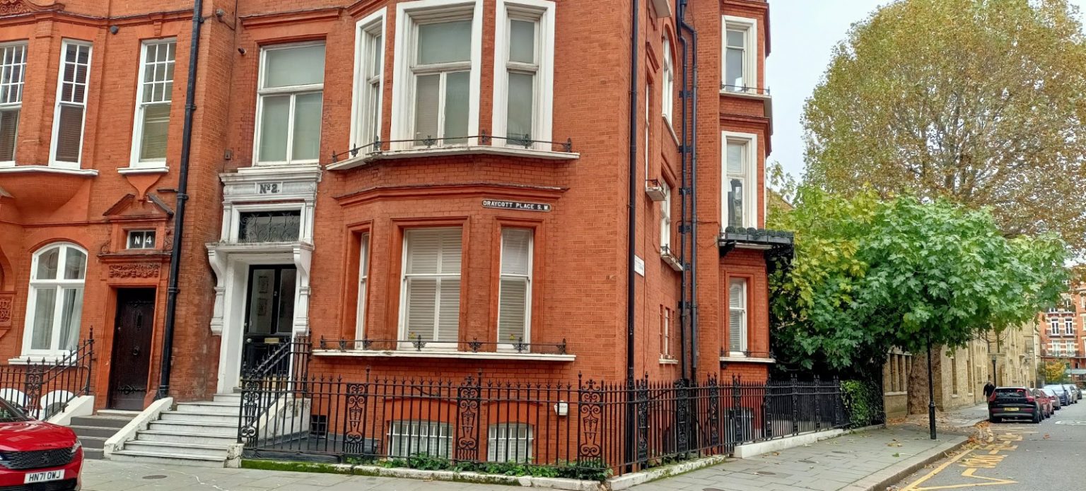 Spanish Consulate in London – Upsticks Spain